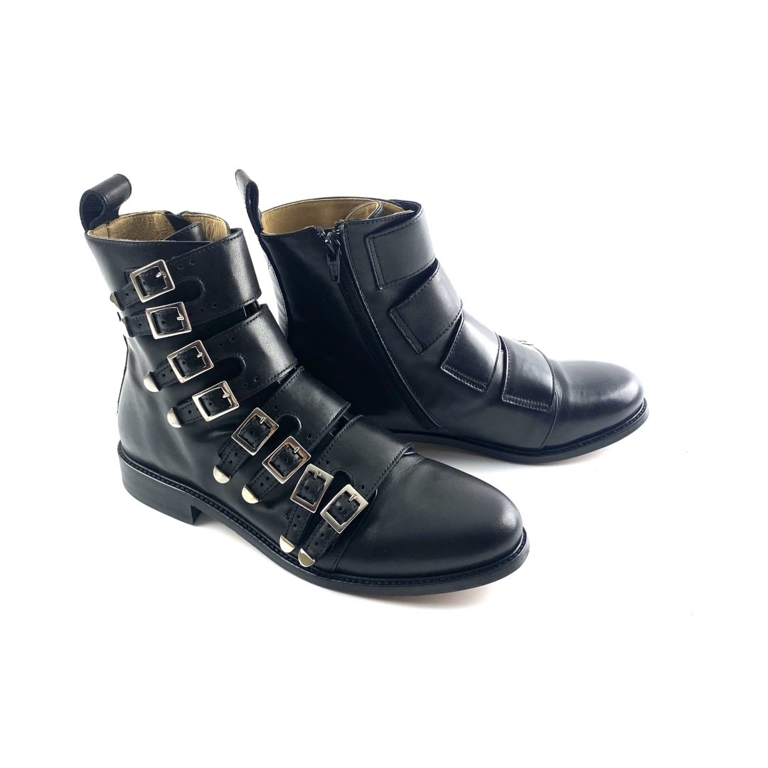 Pazīstamo zīmolu apavi - Atlaides līdz 80%. Apavu Outlet. Sieviešu apavi.